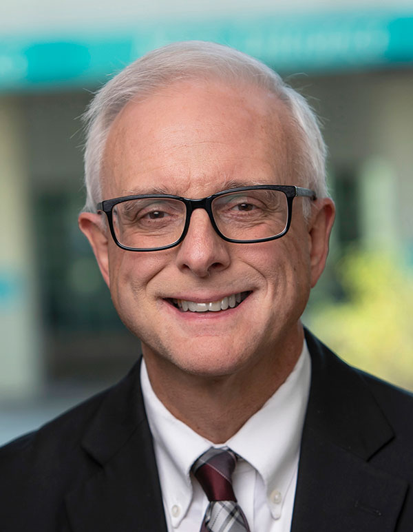 Dennis J. Baumgardner, MD Receives WMAA Alumni Award - UW Family Medicine